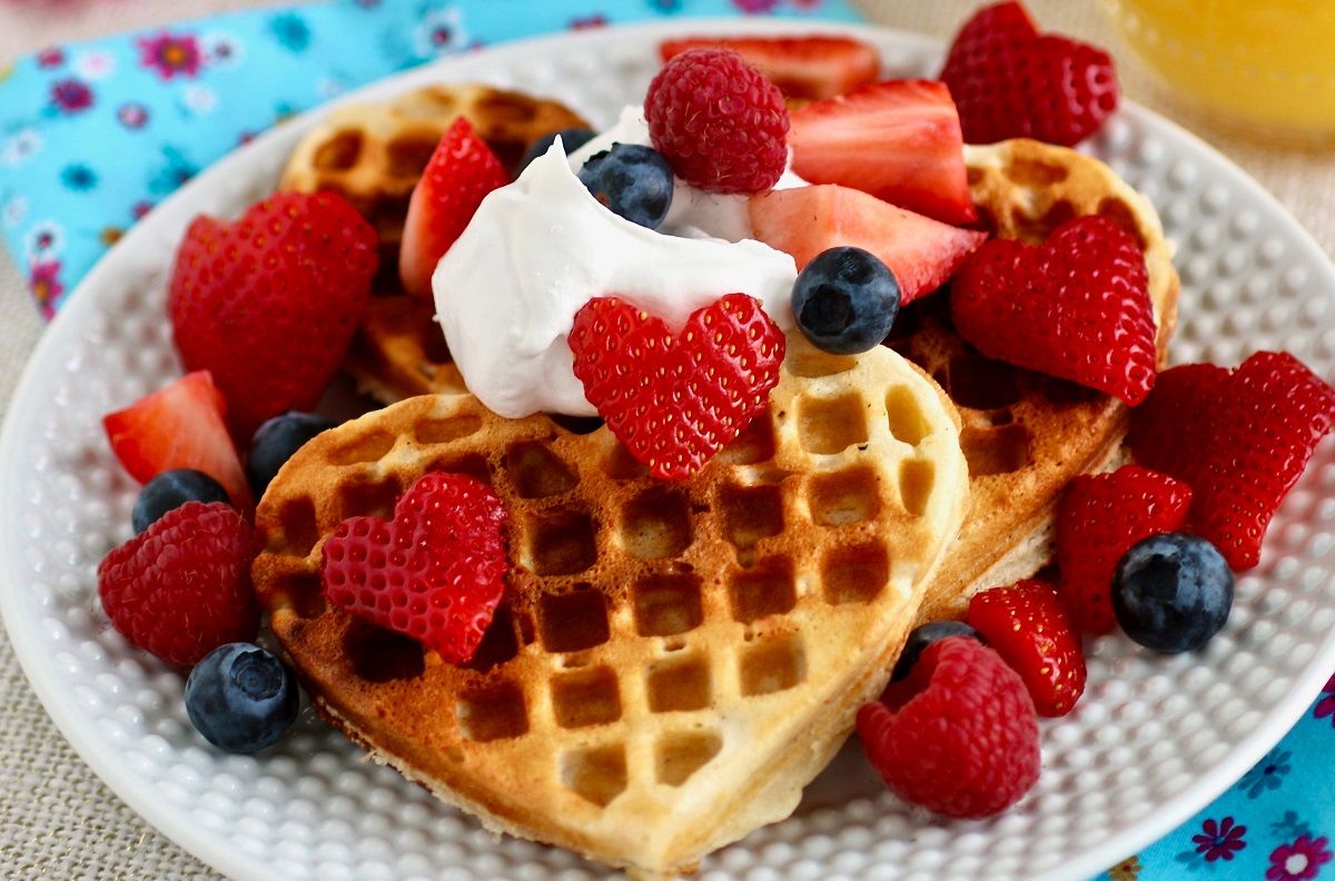 آشنایی با دستور پخت سه نوع وافل بسیار ساده